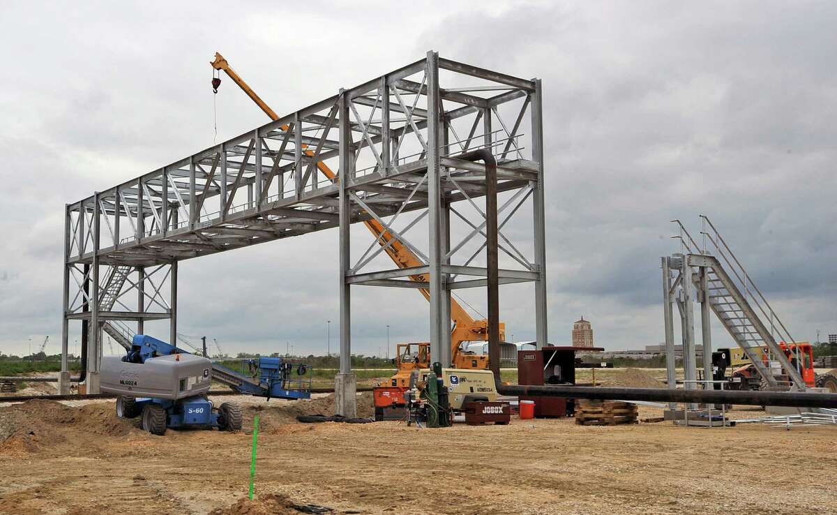 Crude oil terminal project taking shape in Orange County