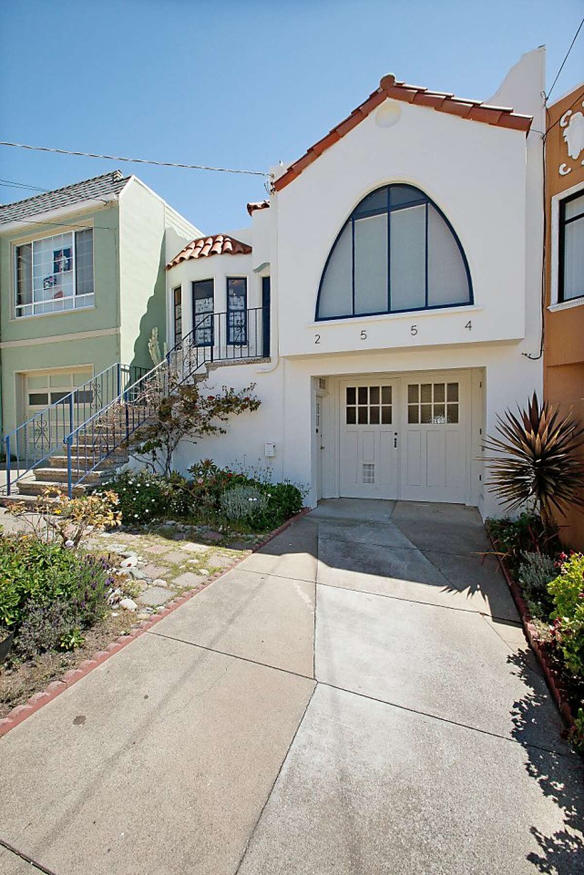 Sunset home offers unique design updates