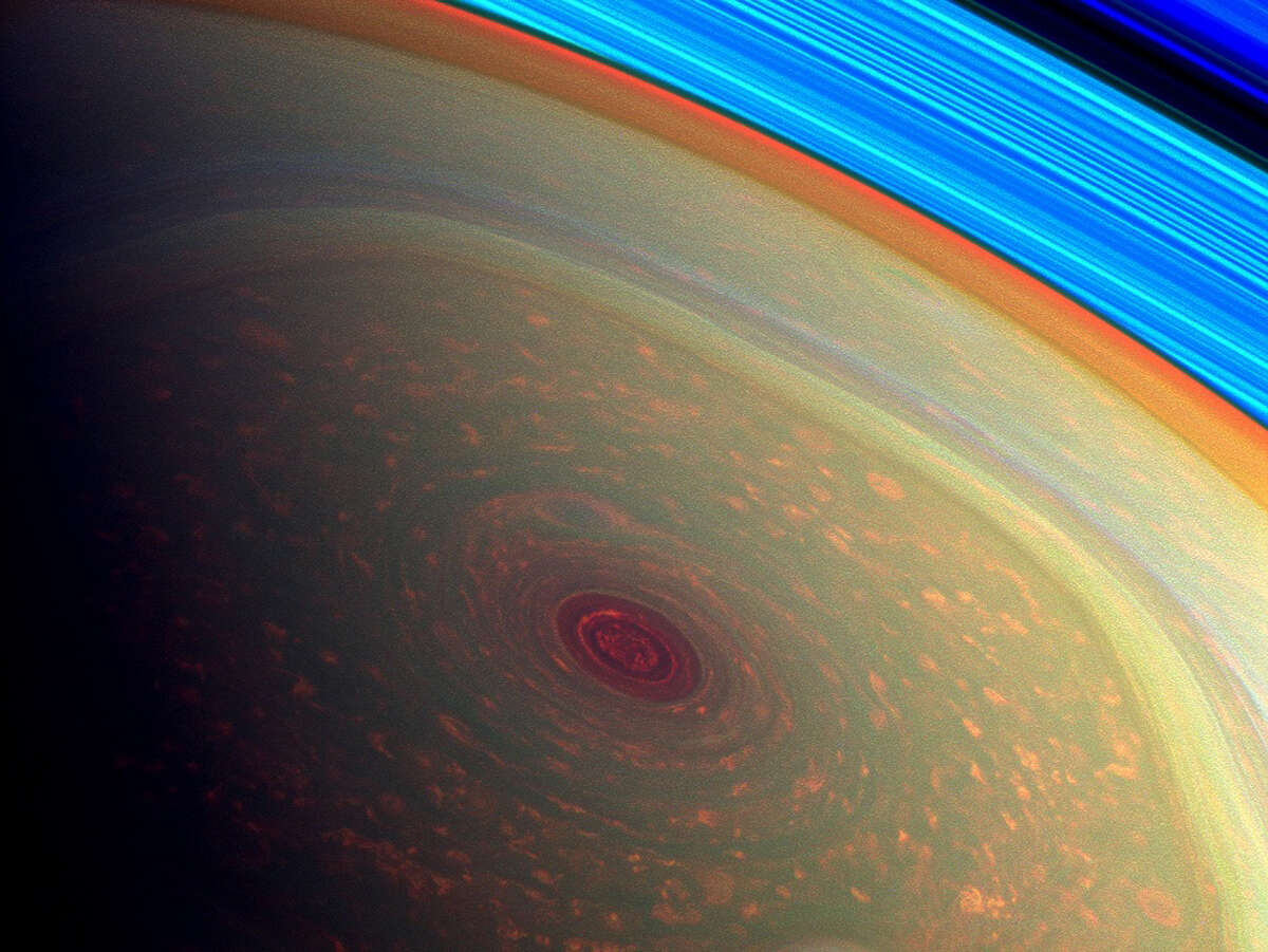 Amazing Saturn photos: Mysterious hurricane, asteroids strike rings