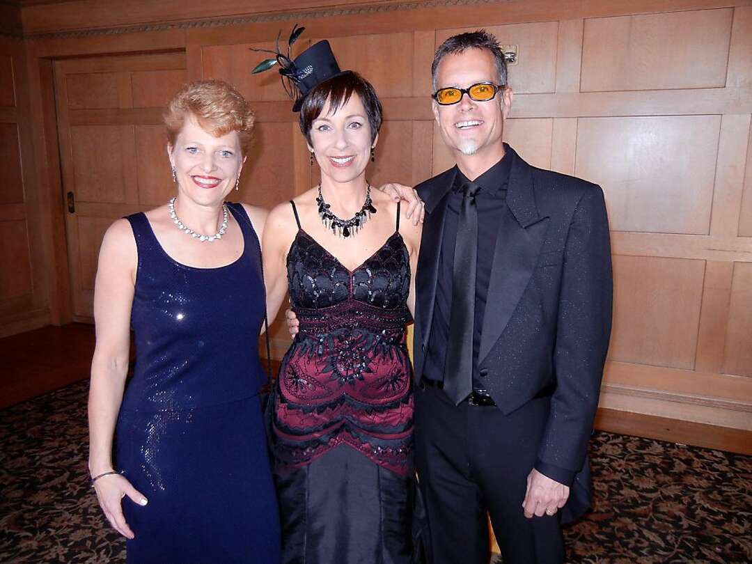 Plaudits for Perloff's 20 years at ACT