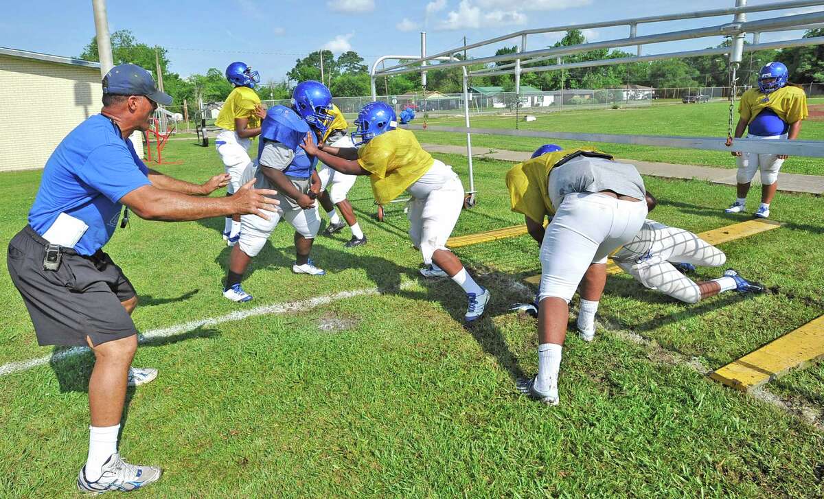 Ozen offense gets faster during spring practice