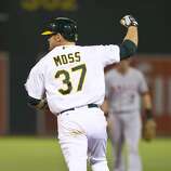 Moss' homer ends longest game in Oakland A's history - SFGate