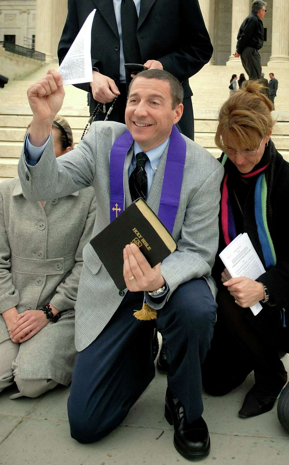 Planned Parenthood, Seattle-area clinics sue after anti-abortion ...