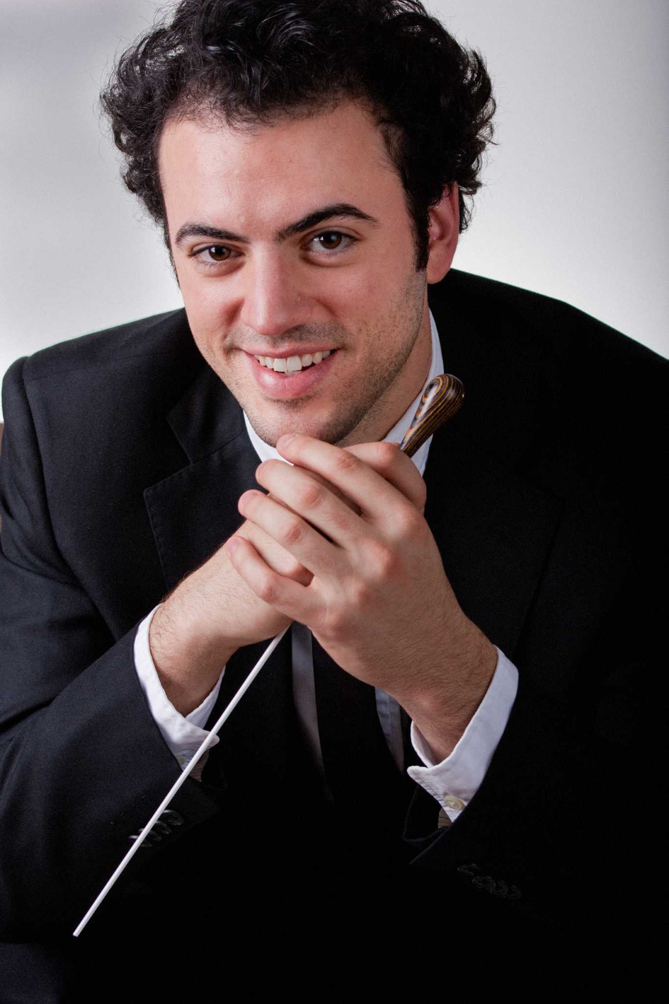 Five finalists vie to succeed conductor