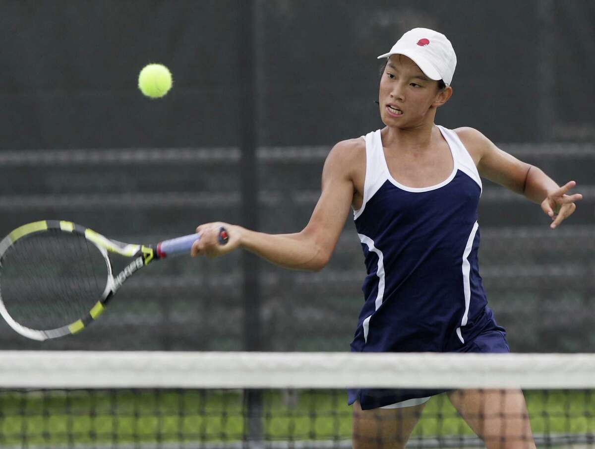 E-N All-Area tennis honors