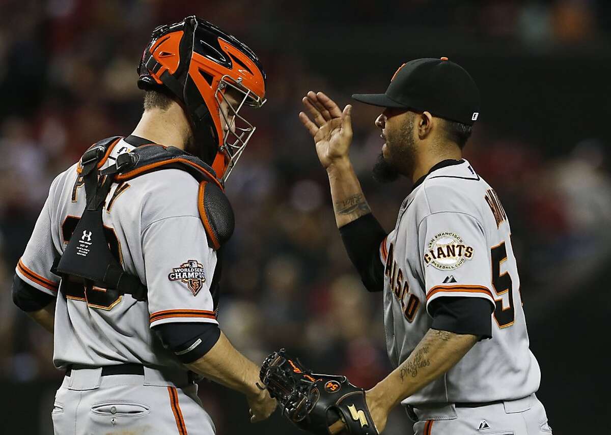 Pablo Sandoval's homer rescues Giants