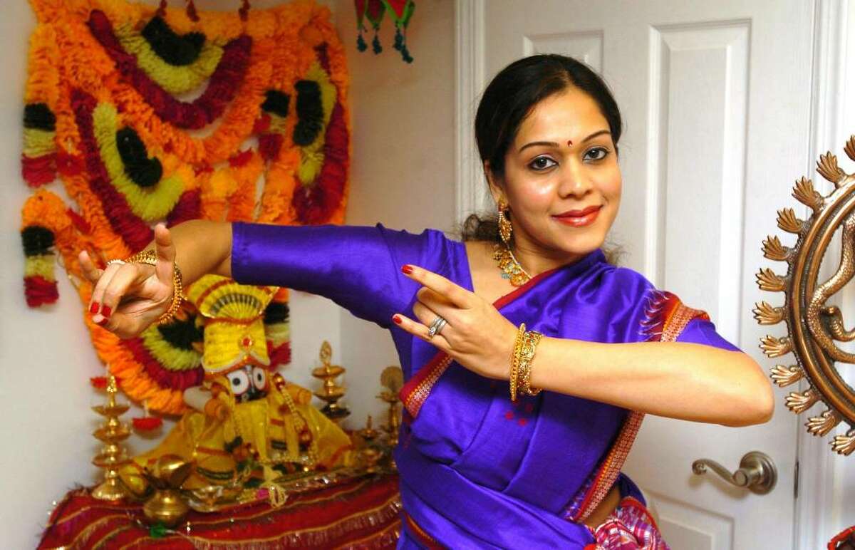 Dedicated Indian classical dancer teaches craft in Danbury