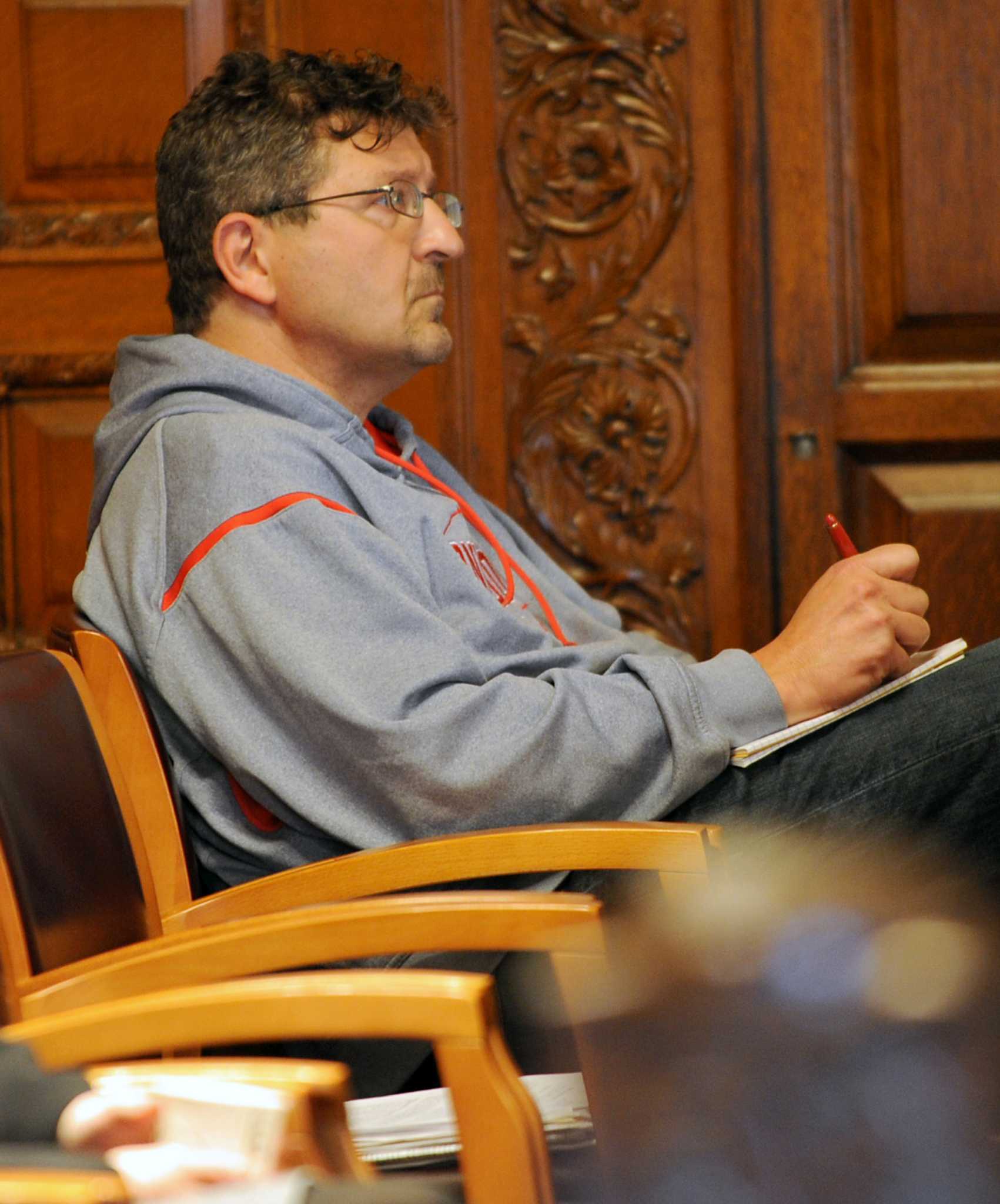 High court faults defense in tossing murder conviction