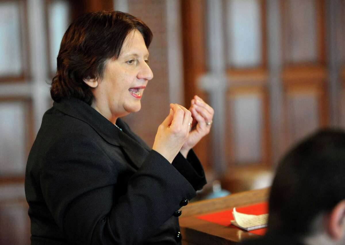 High court faults defense in tossing murder conviction