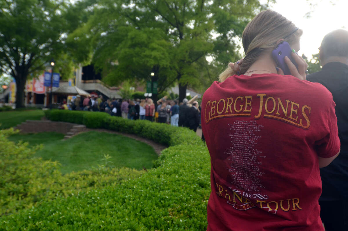 Photos from George Jones' funeral