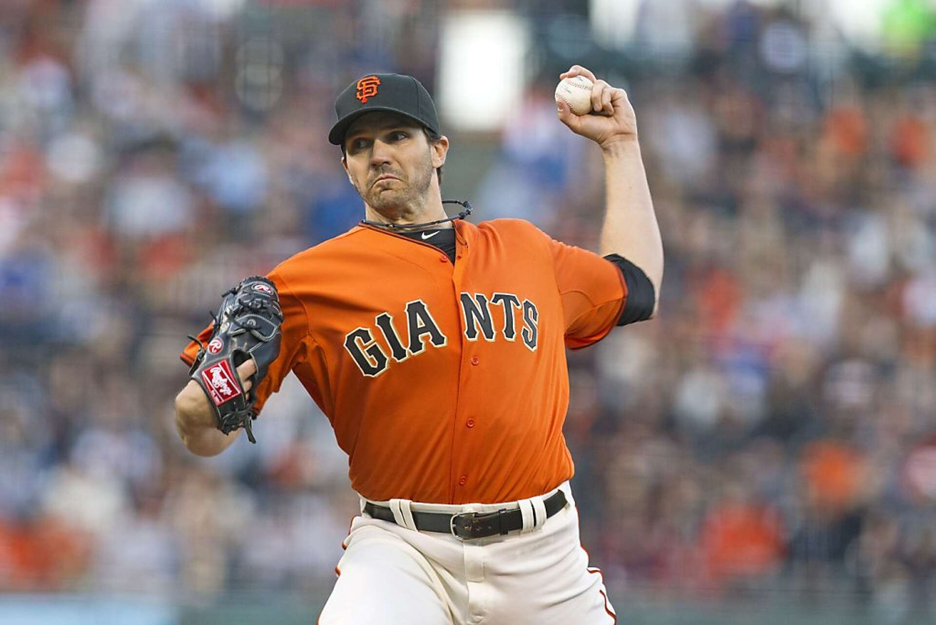 Buster Posey delivers walk-off HR