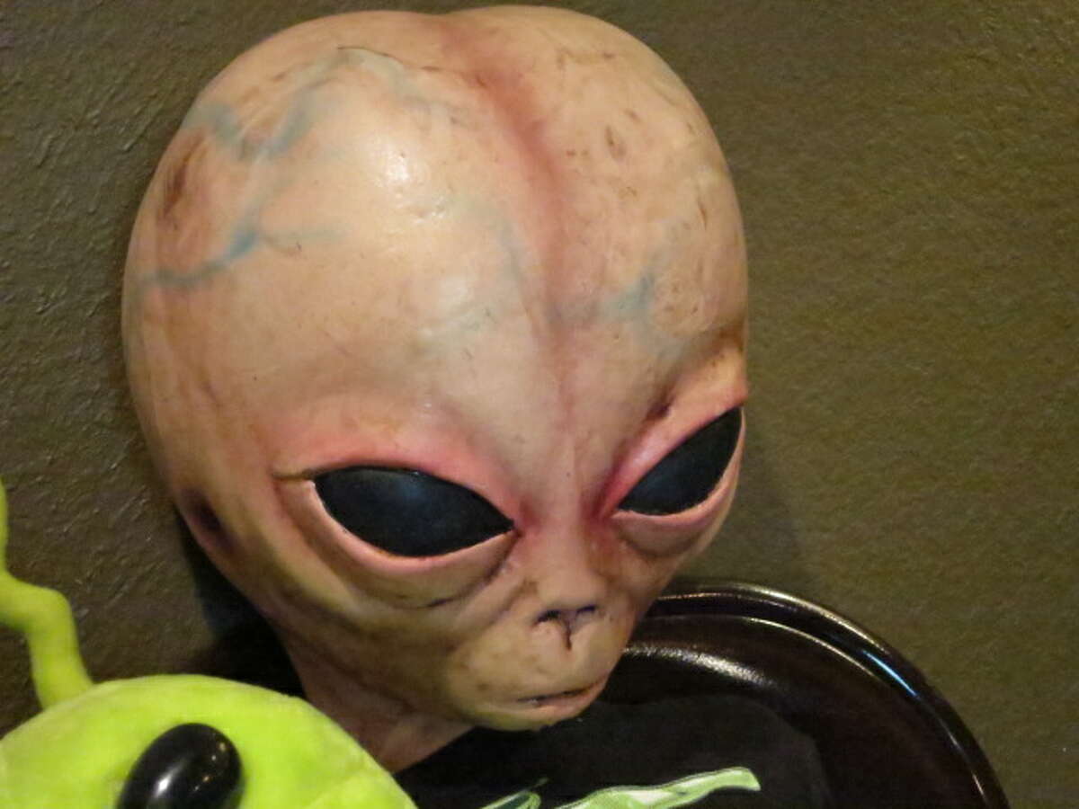 UFO spotted over Waco fools no one, not even tin-foiled alien hunters