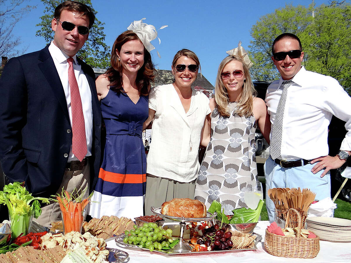 Pequot Library celebrates 'Derby Day' with dashing fete