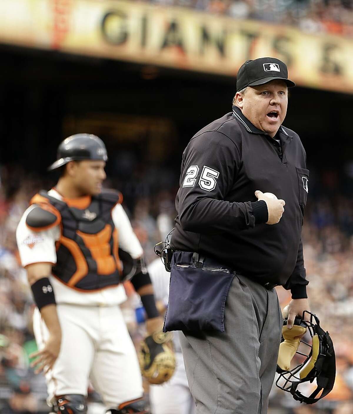 SF Giants extend mastery of Dodgers