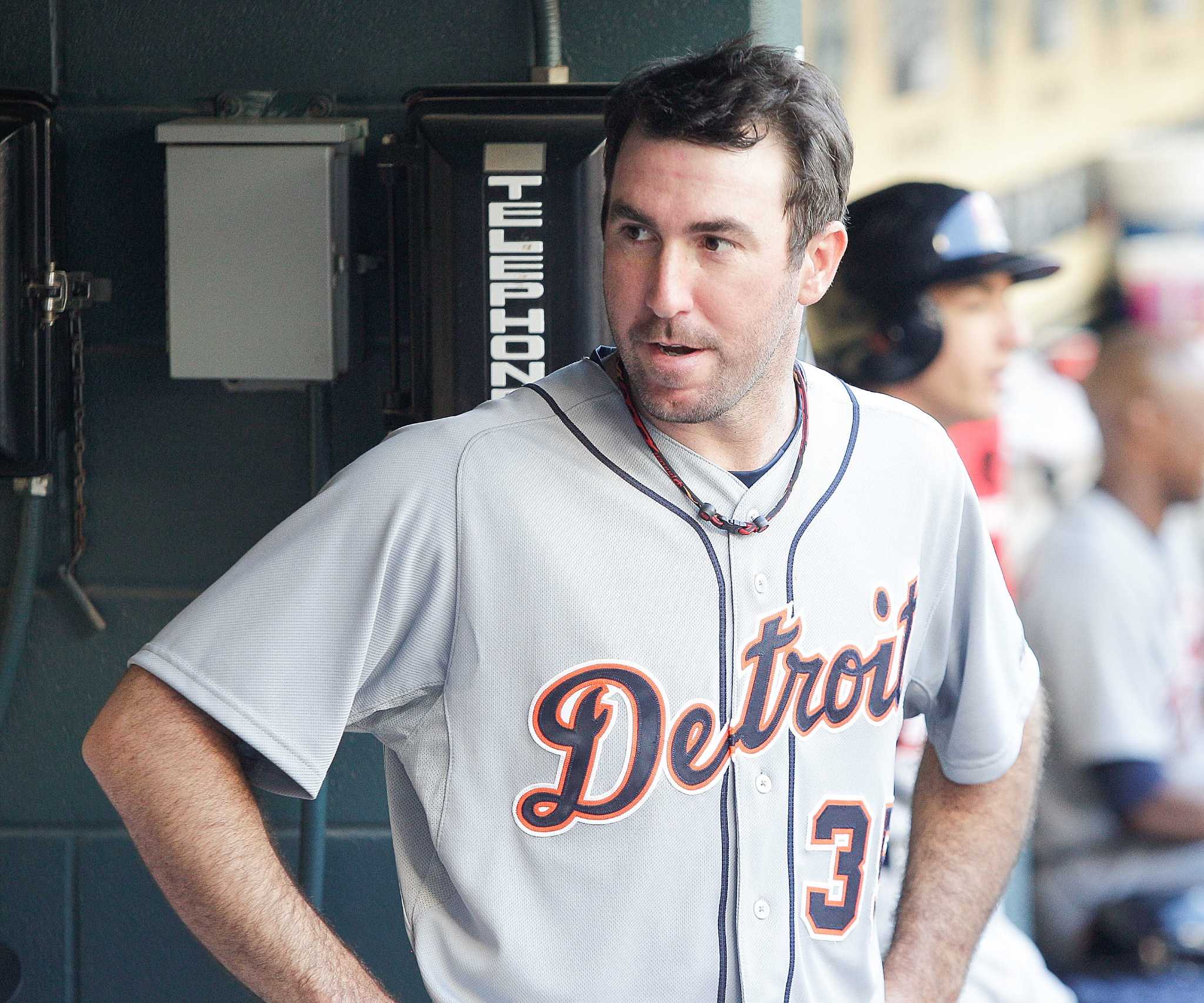 Verlander's two-hitter keys Detroit's four-game sweep of Houston