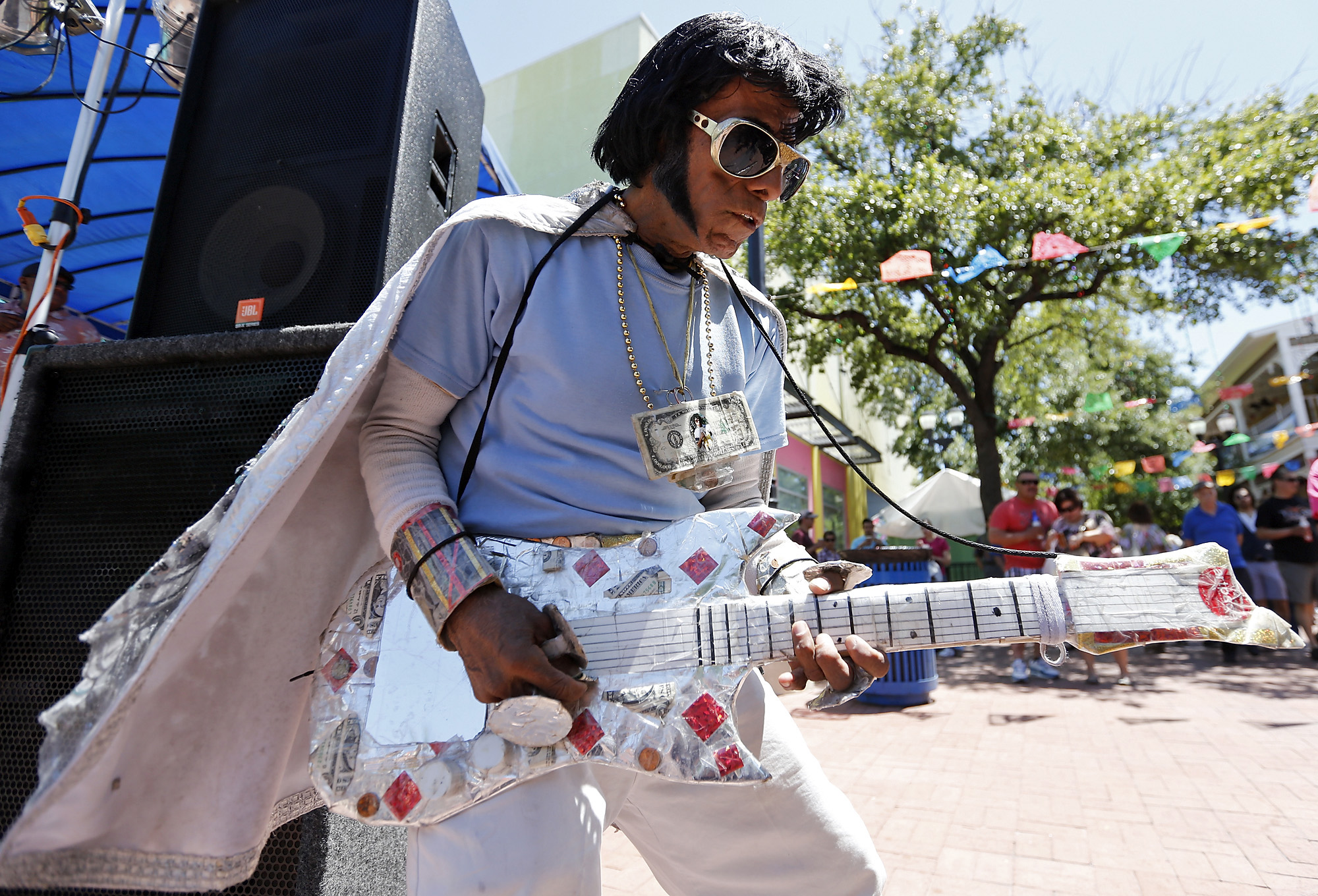 S.A.'s 'Elvis' keeps The King alive