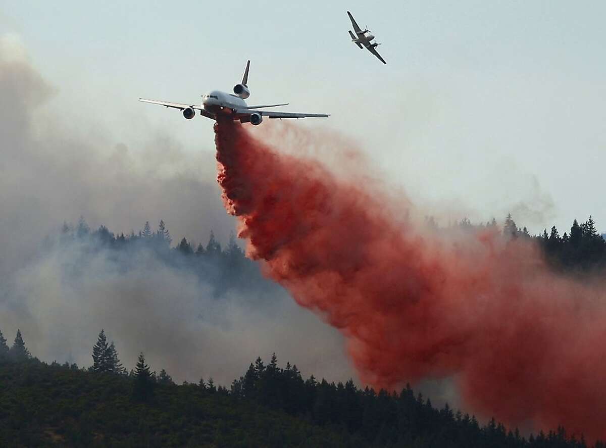 Forest Service signs air tanker deals