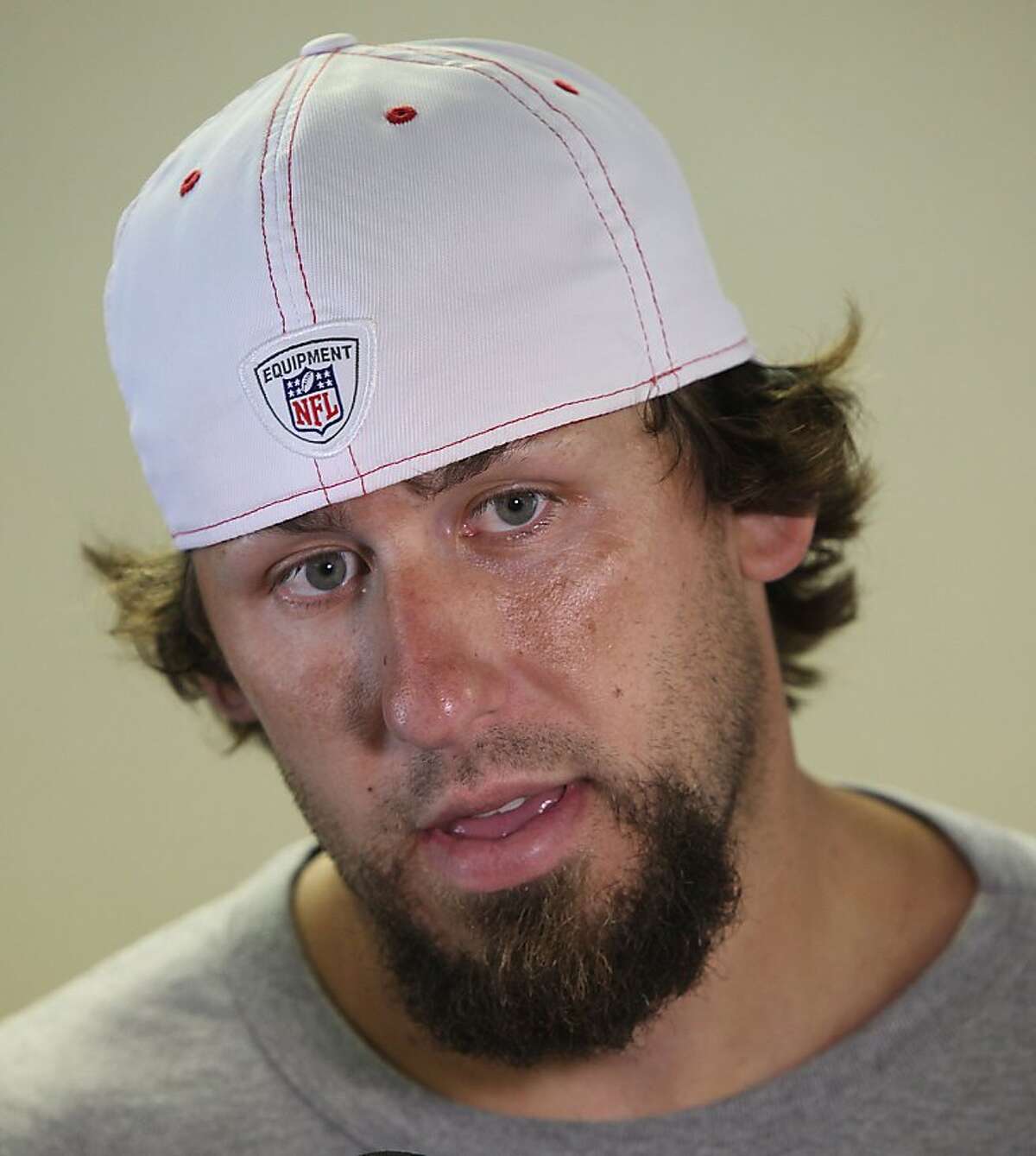 49ers welcome back guard Adam Snyder