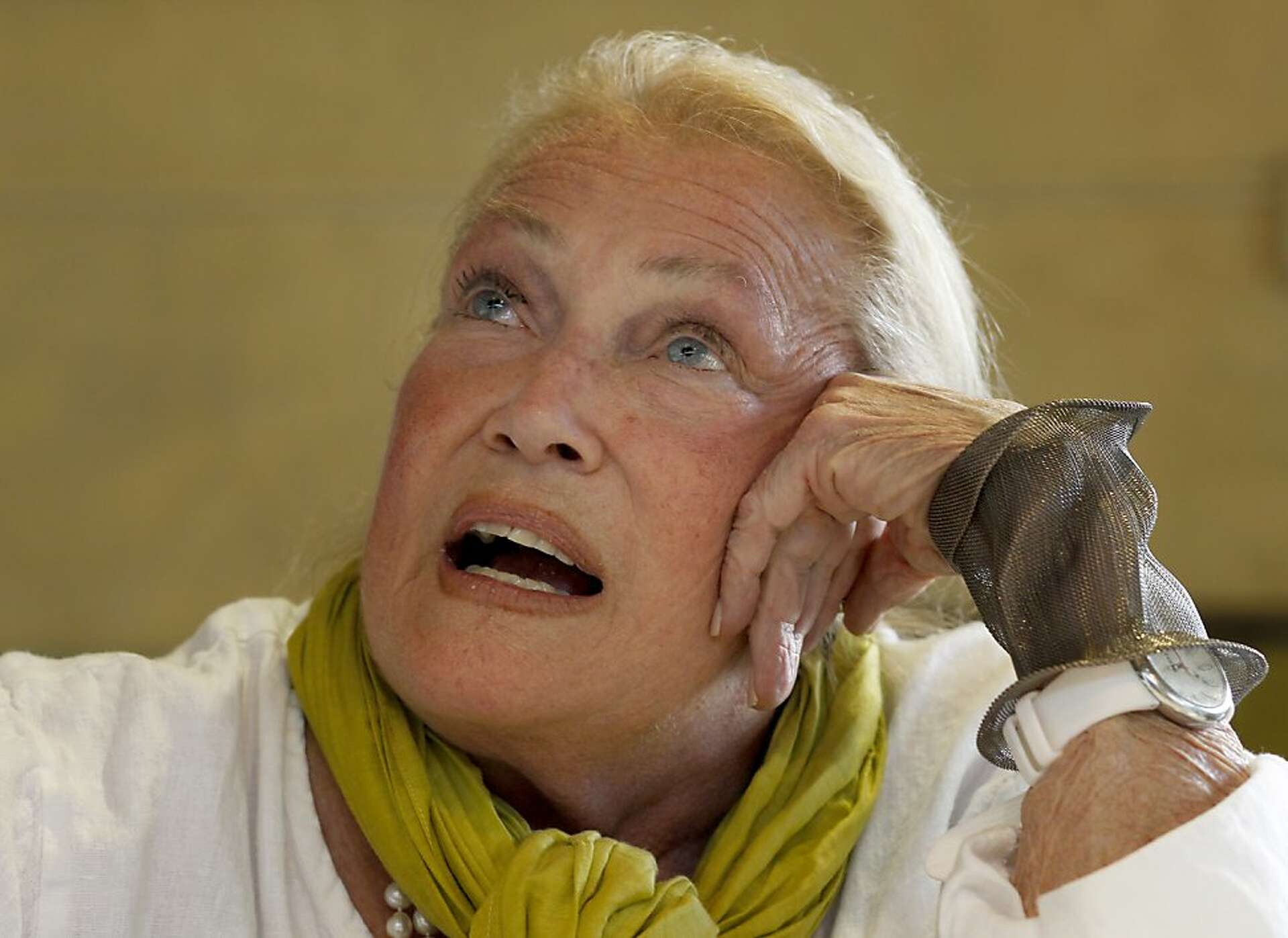 Designer Myra Hoefer enchants Healdsburg