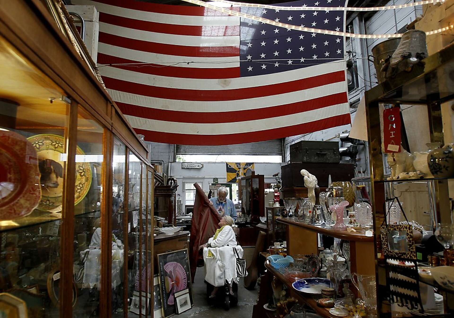 Designer Myra Hoefer enchants Healdsburg