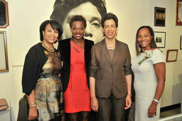 Actress Viola Davis wows at VIP reception - HoustonChronicle.com