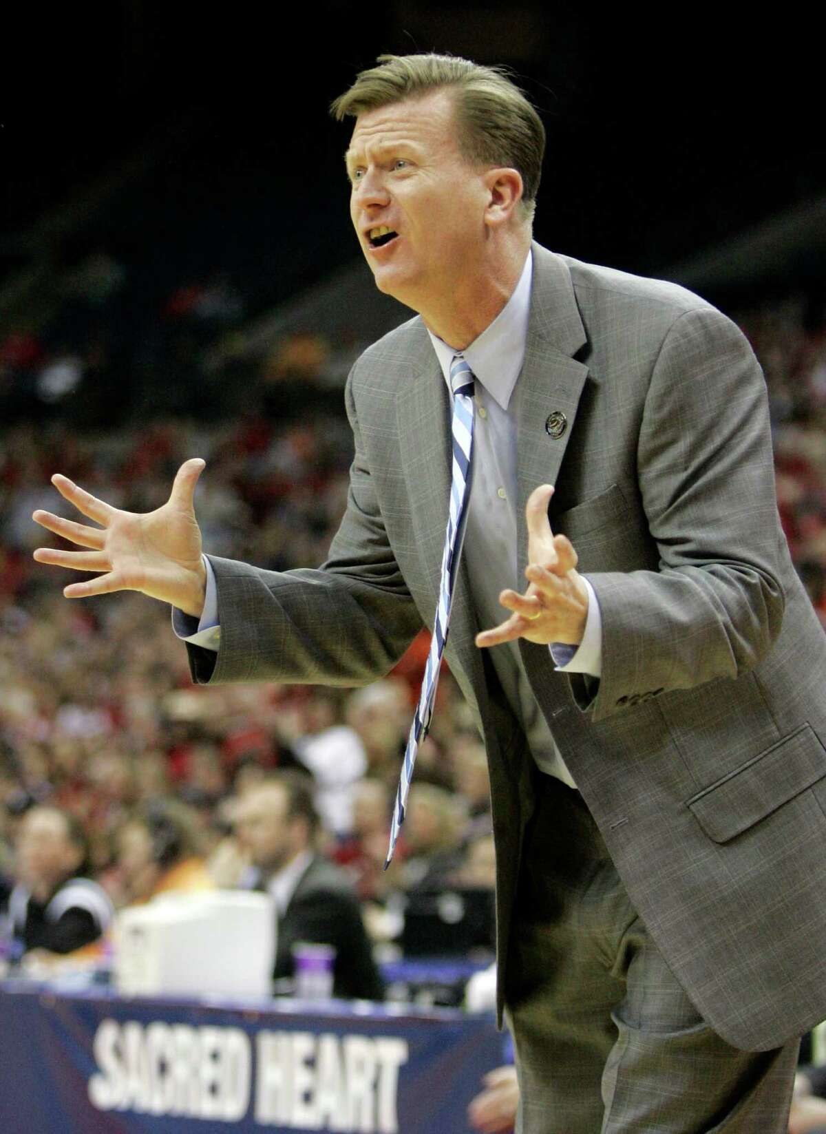 Swanson leaves SHU for 'right fit' at William & Mary