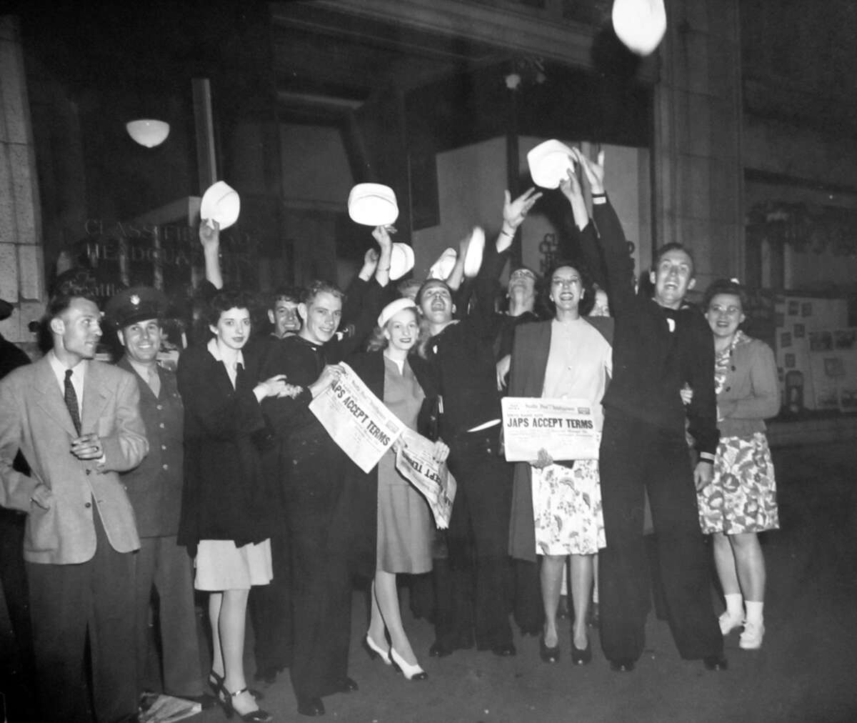 World War II in Seattle: Previously unpublished photos