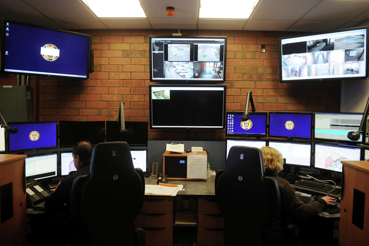 Milford turns key on single 911 dispatch center