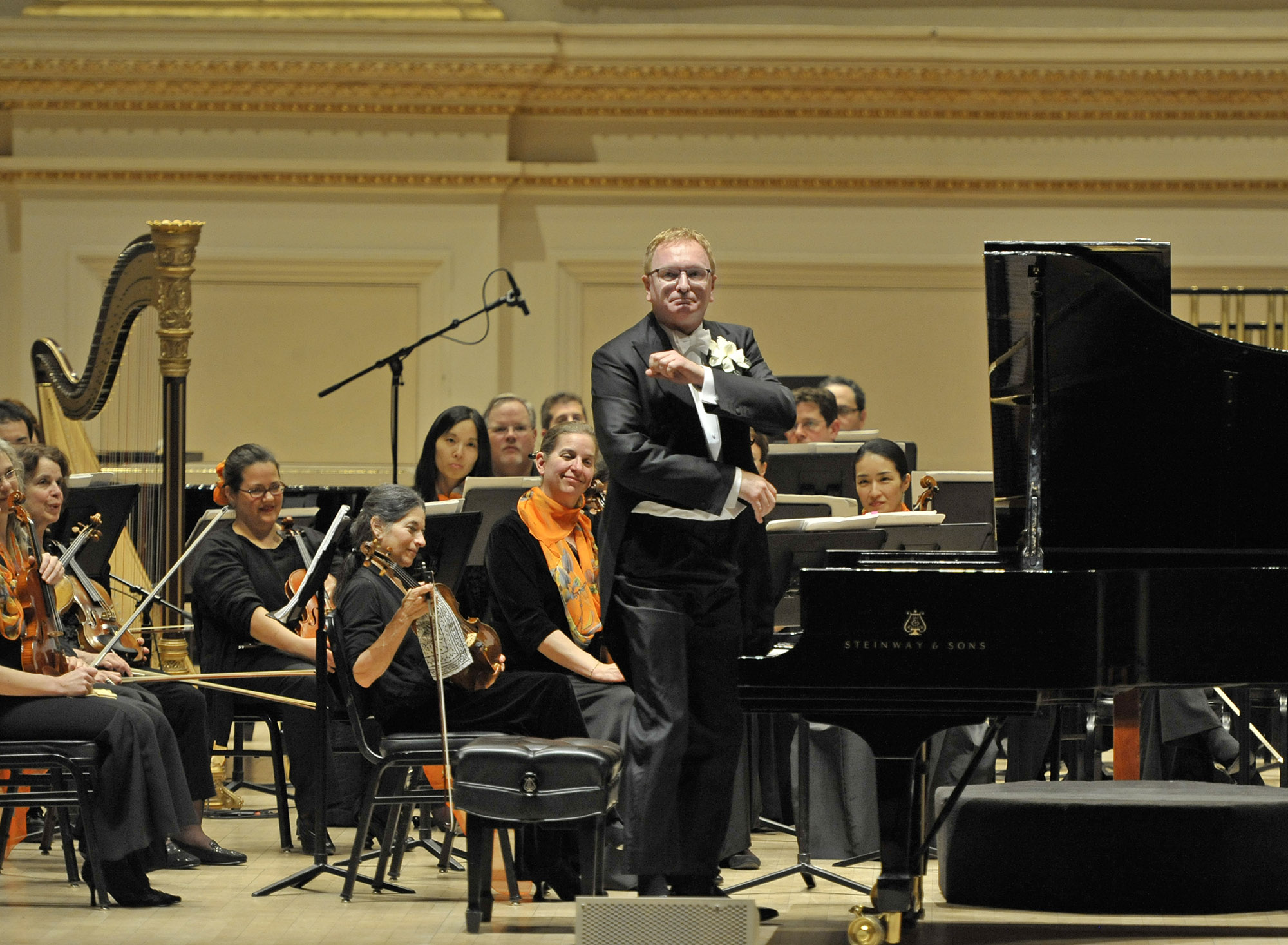 ASO casts spell at Carnegie