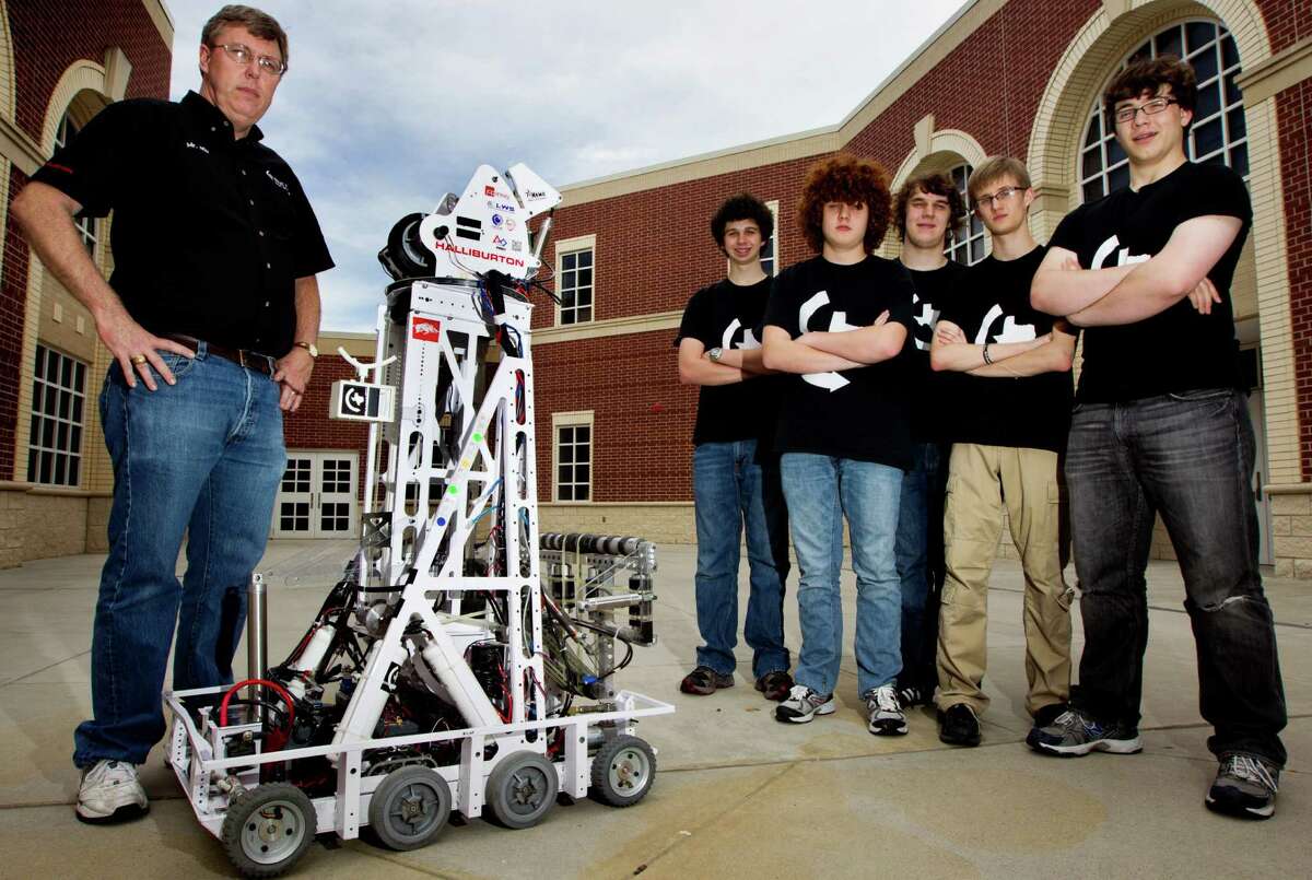 Woodlands students build world championship robot