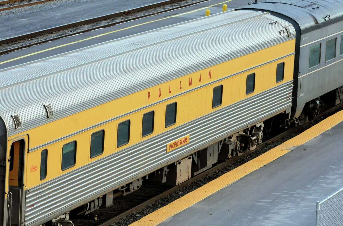 Photos, videos: Vintage railcars headed for New York City