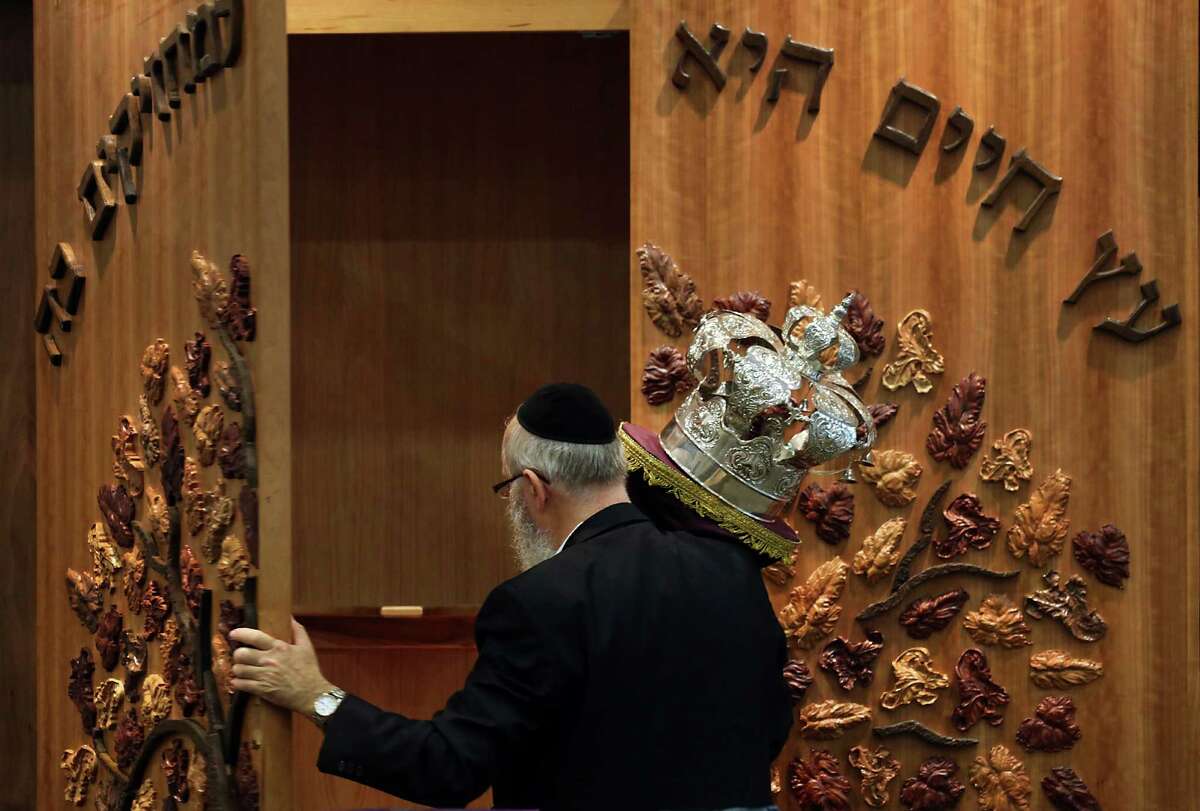 Chabad to dedicate its new center