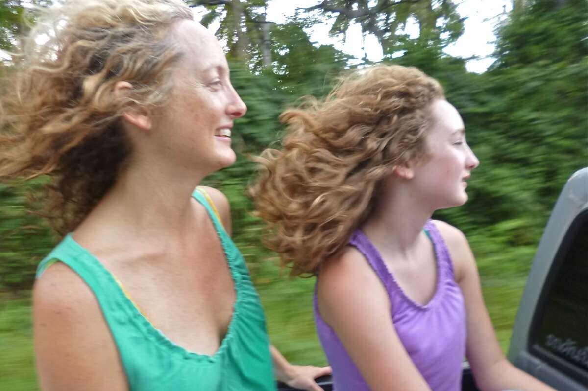 Wanted: Photos of mother-daughter look-alikes