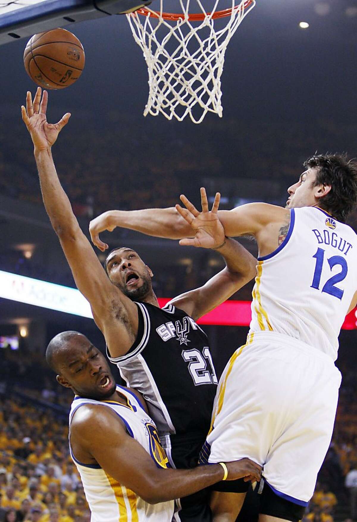 Warriors beat Spurs in OT, even series