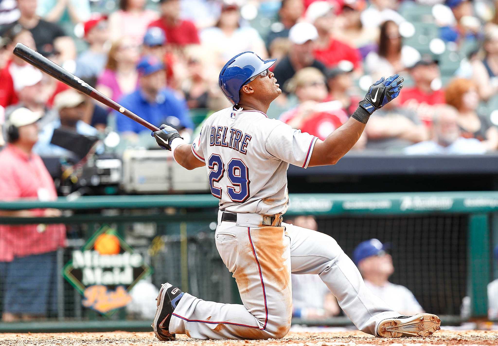 Rangers sweep Astros 12-7