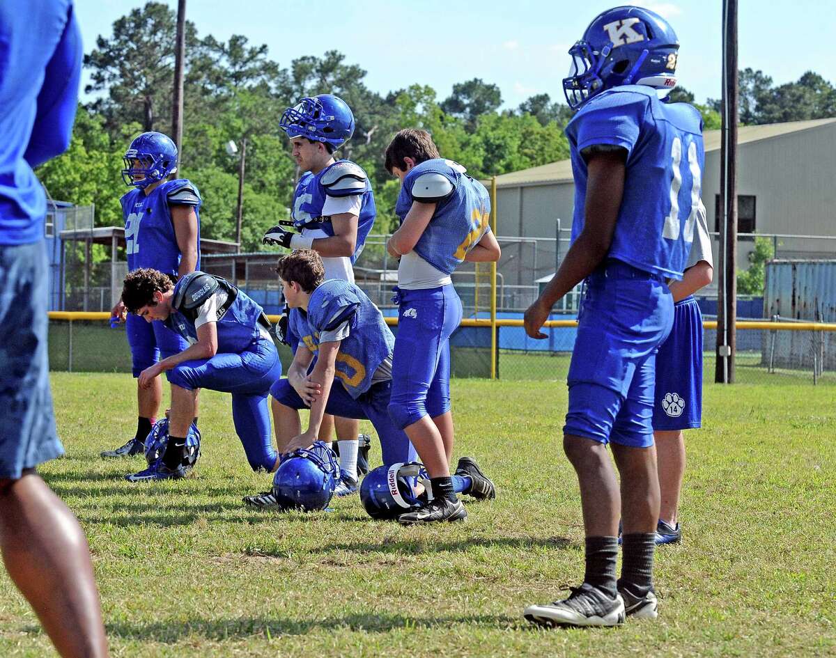 Kelly football hopes to return to winning ways