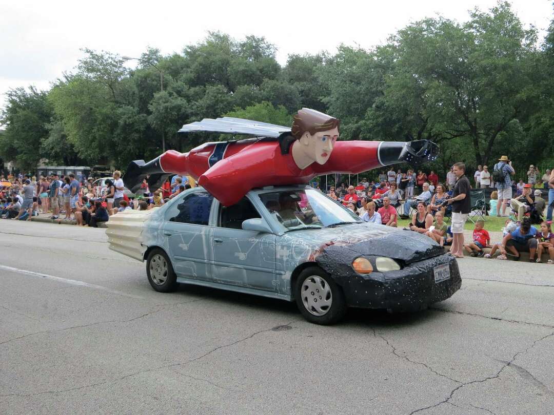 Arizona car wins Houston's Art Car Parade