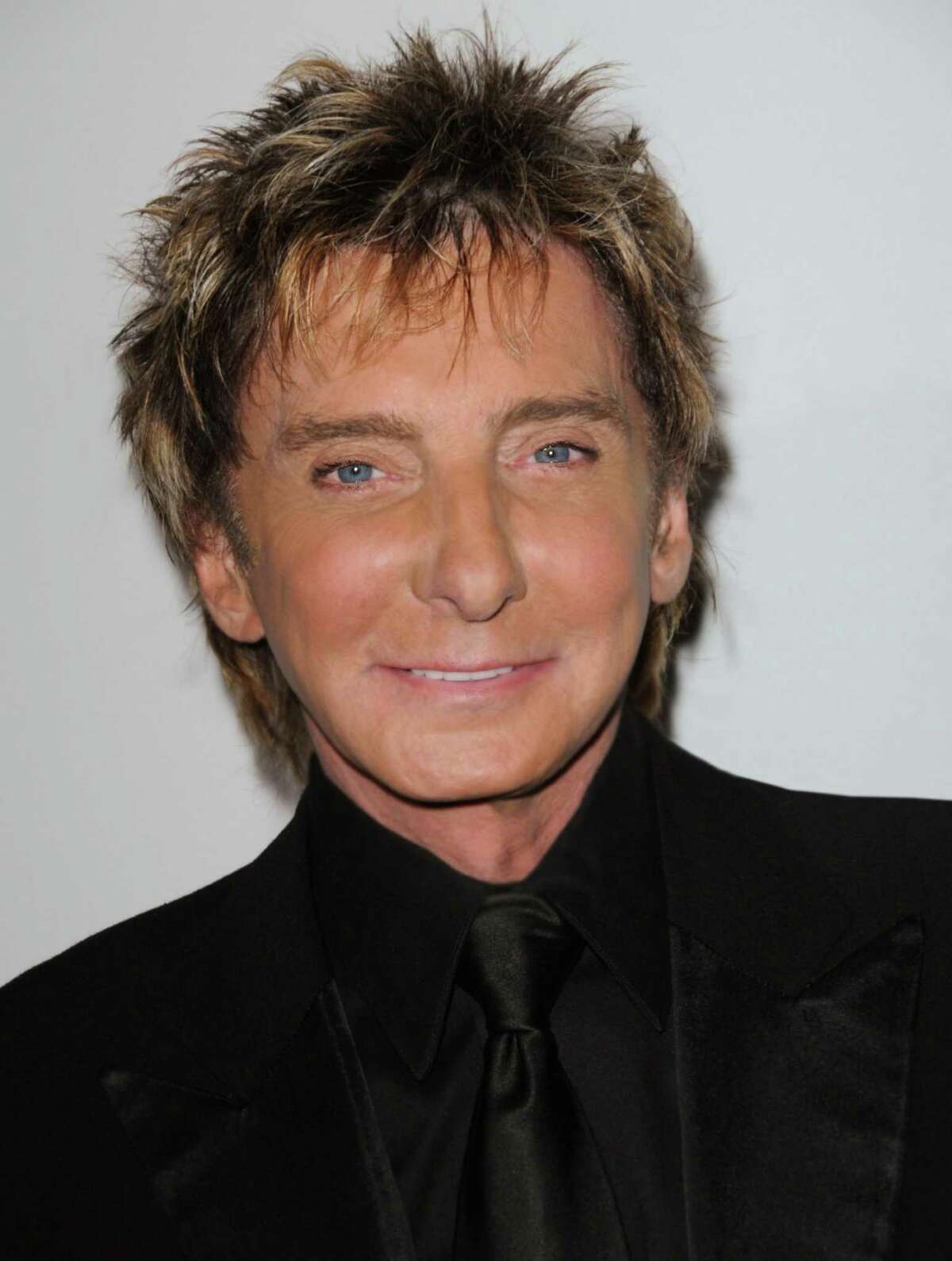 Barry Manilow on RodeoHouston, loyal fanilows and young idols