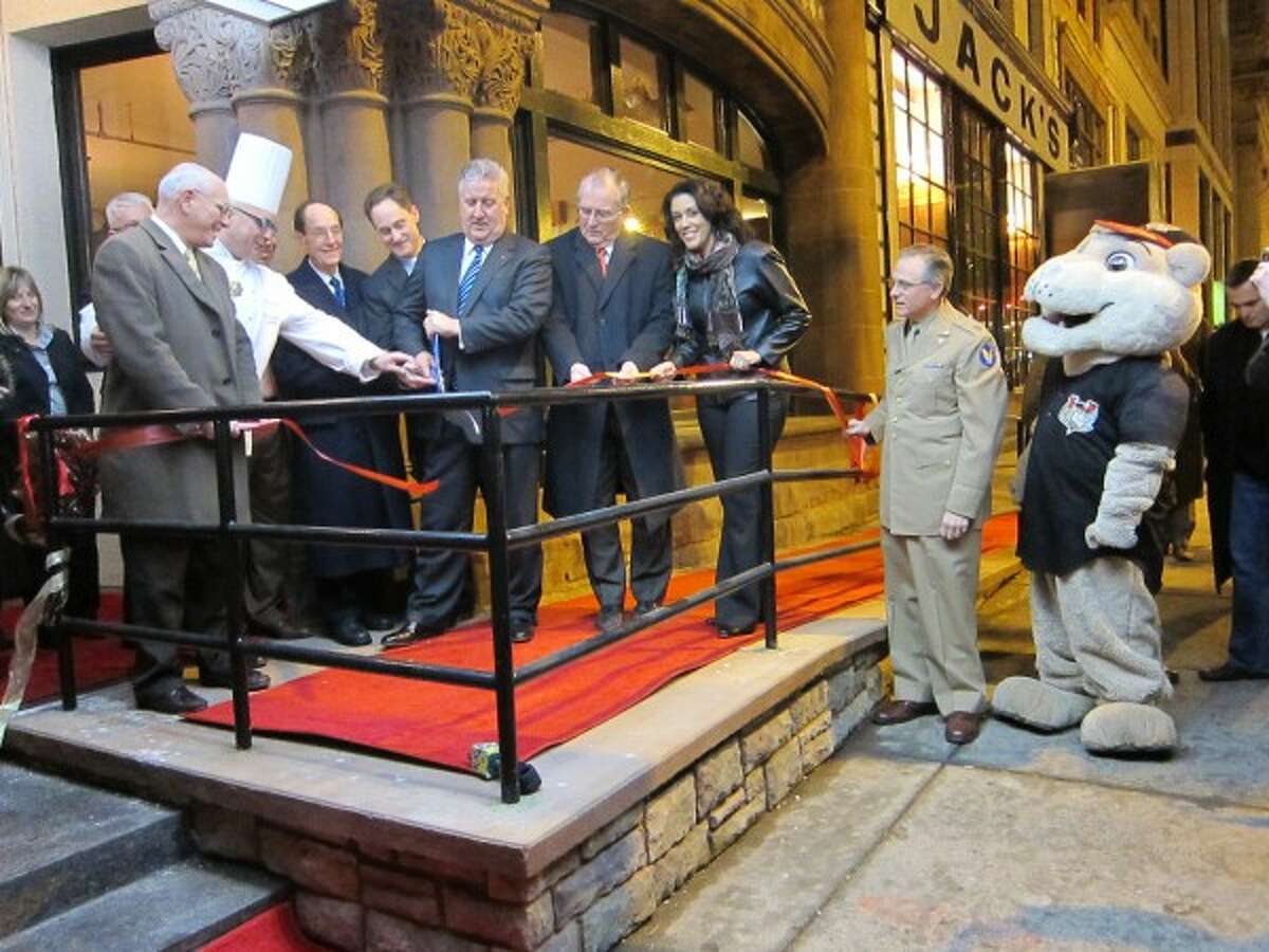 SEEN: Posing with Jerry Jennings