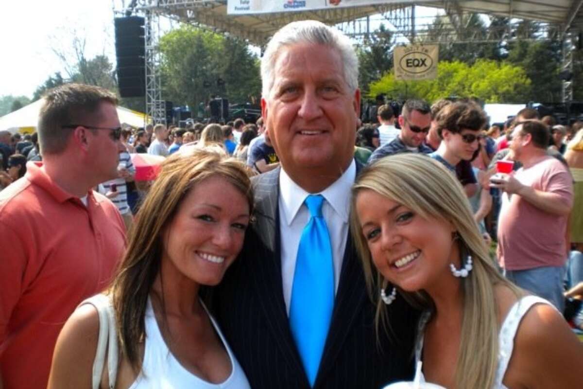 SEEN: Posing with Jerry Jennings