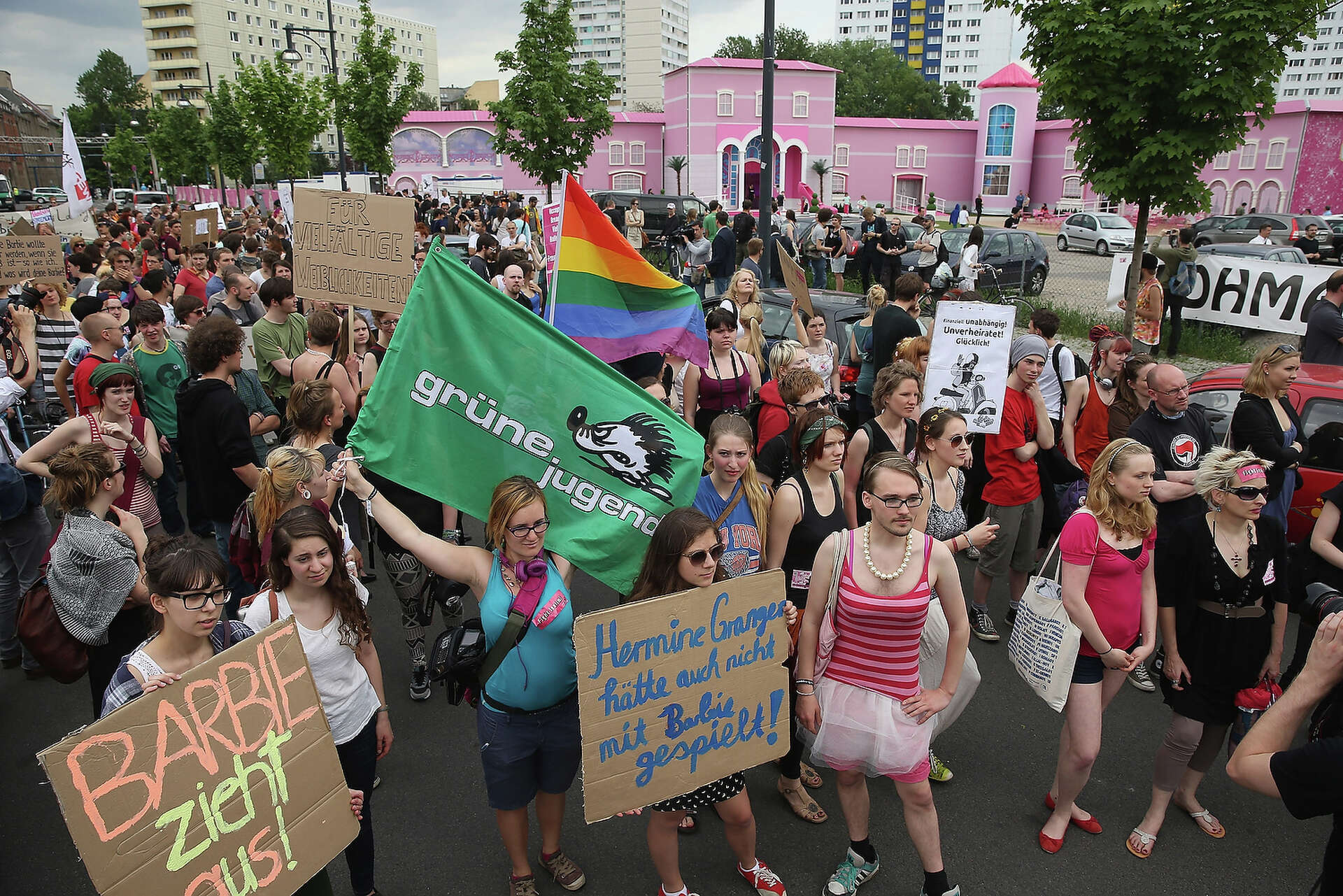 Activists protest life-size Barbie's 'Dreamhouse'