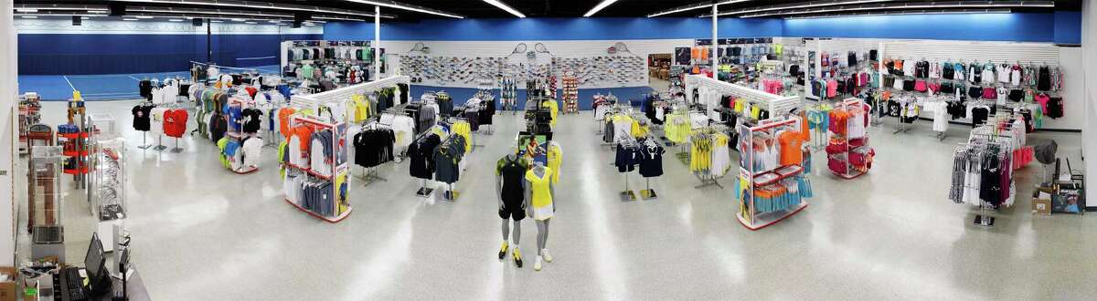 Deal of the week: Tennis Express ups its game with new location