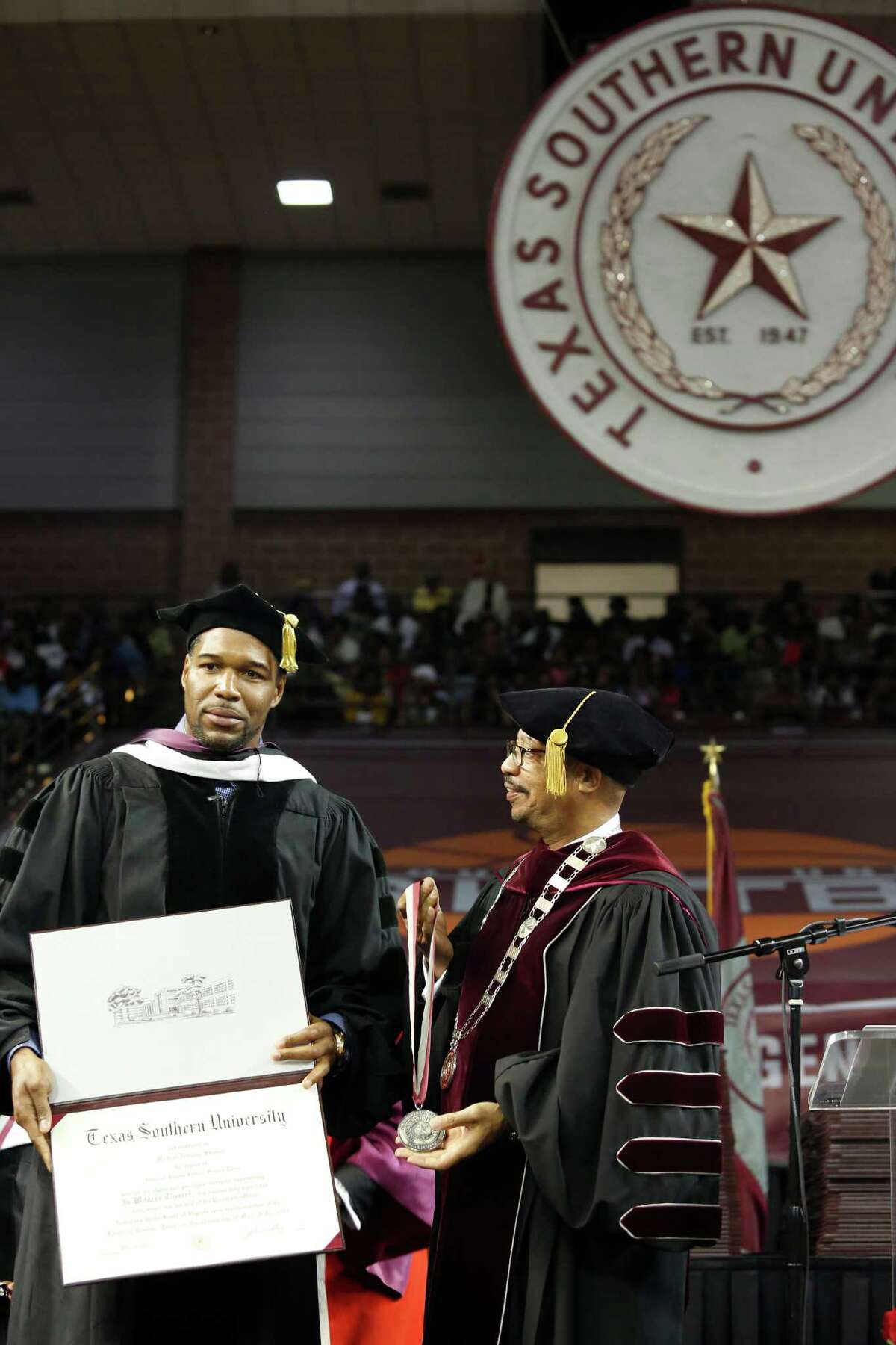 Texas public university leaders among nation's highest paid