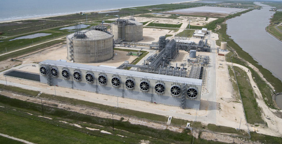 Freeport LNG wins export license