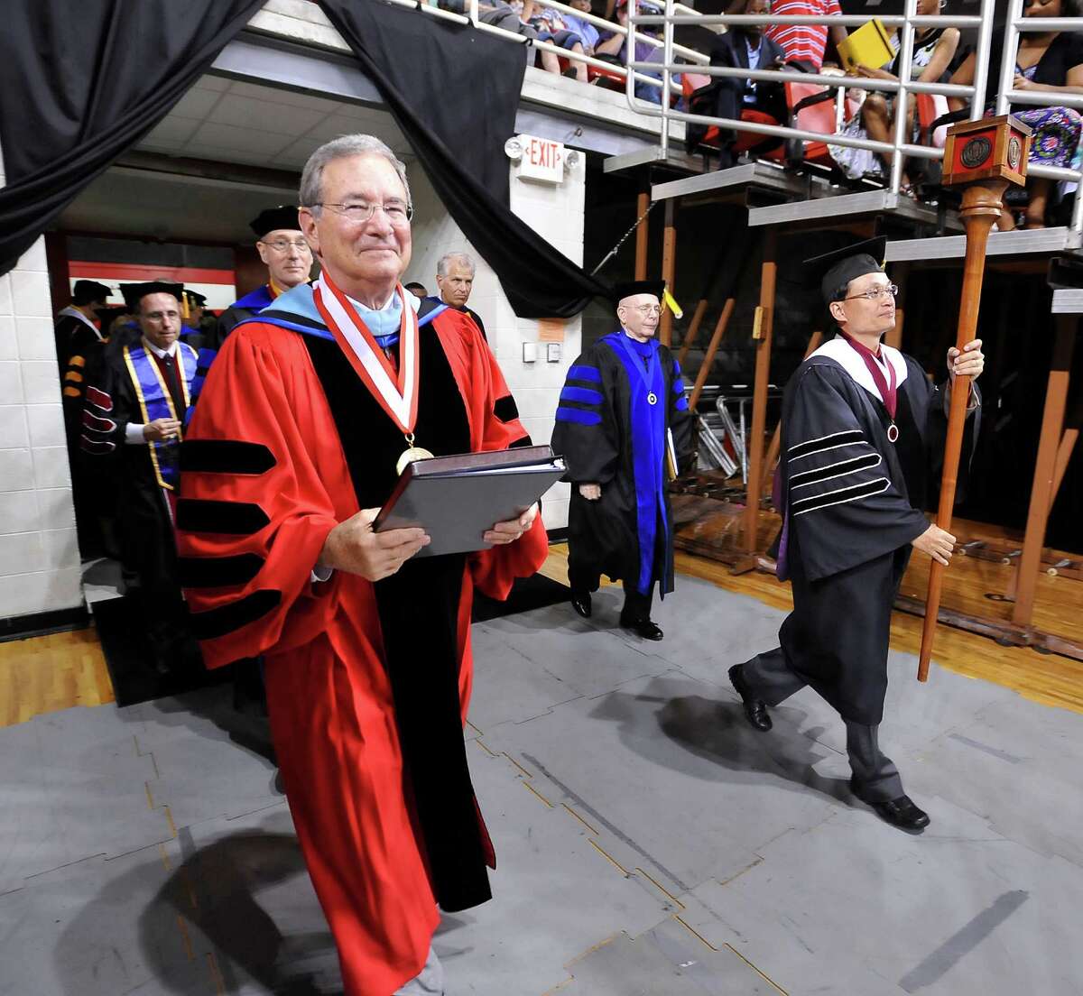 Lamar President Jimmy Simmons last Commencement ceremony