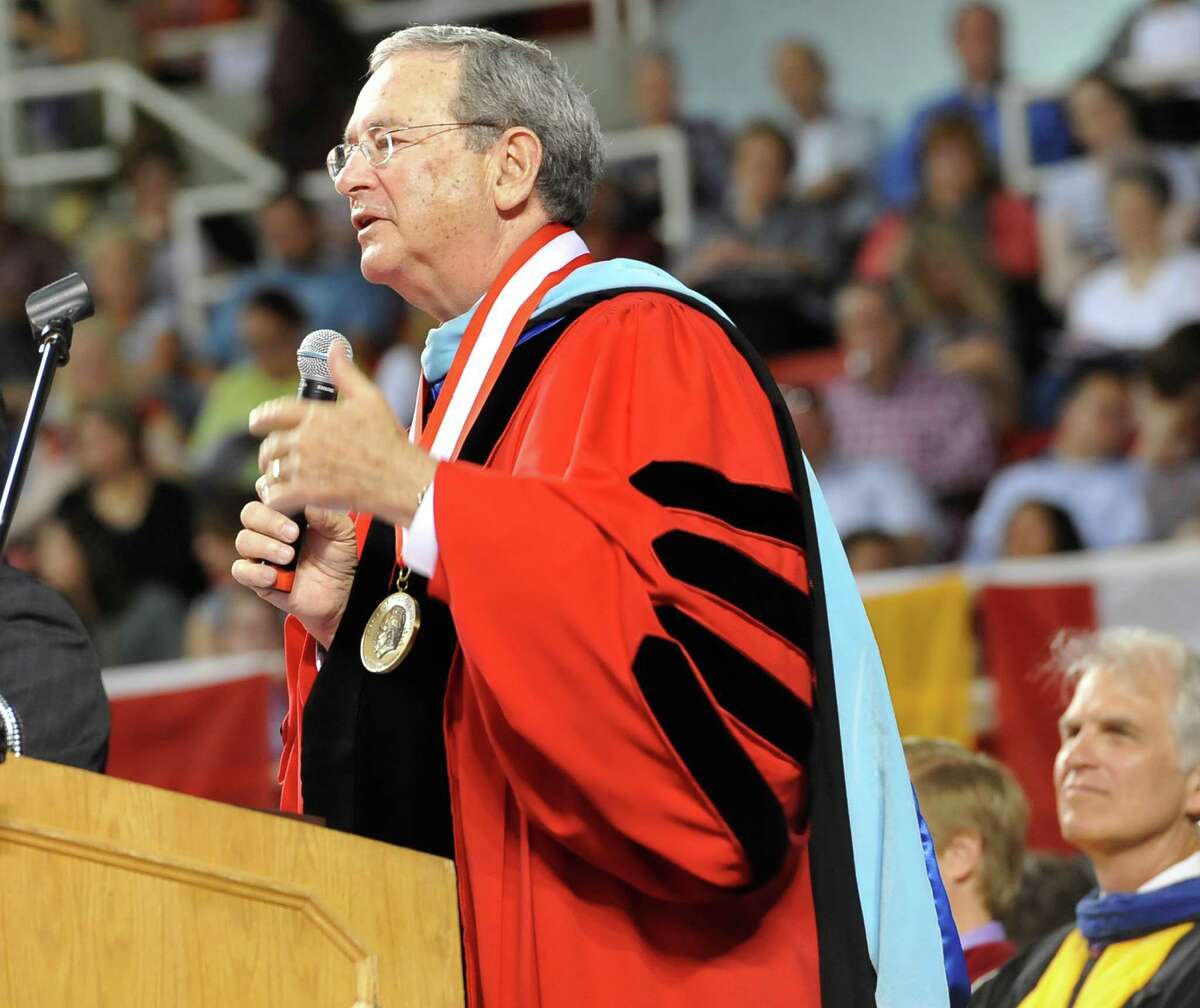 Lamar President Jimmy Simmons last Commencement ceremony