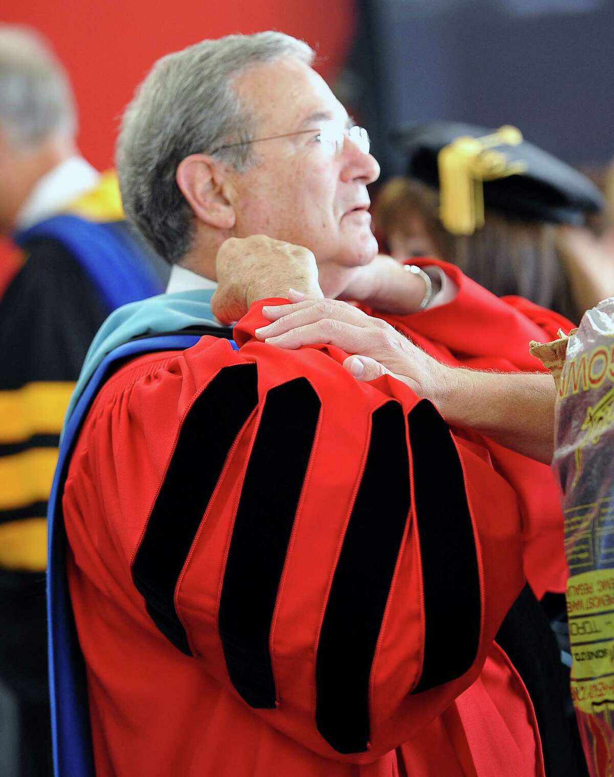 Lamar President Jimmy Simmons last Commencement ceremony