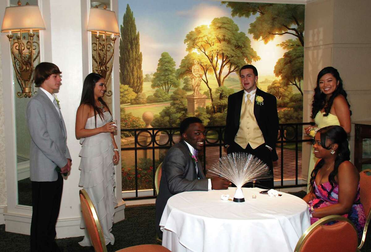 PHOTOS: New Canaan High senior prom