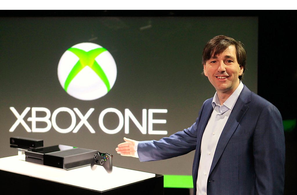 Zynga's new CEO boots 3 top executives