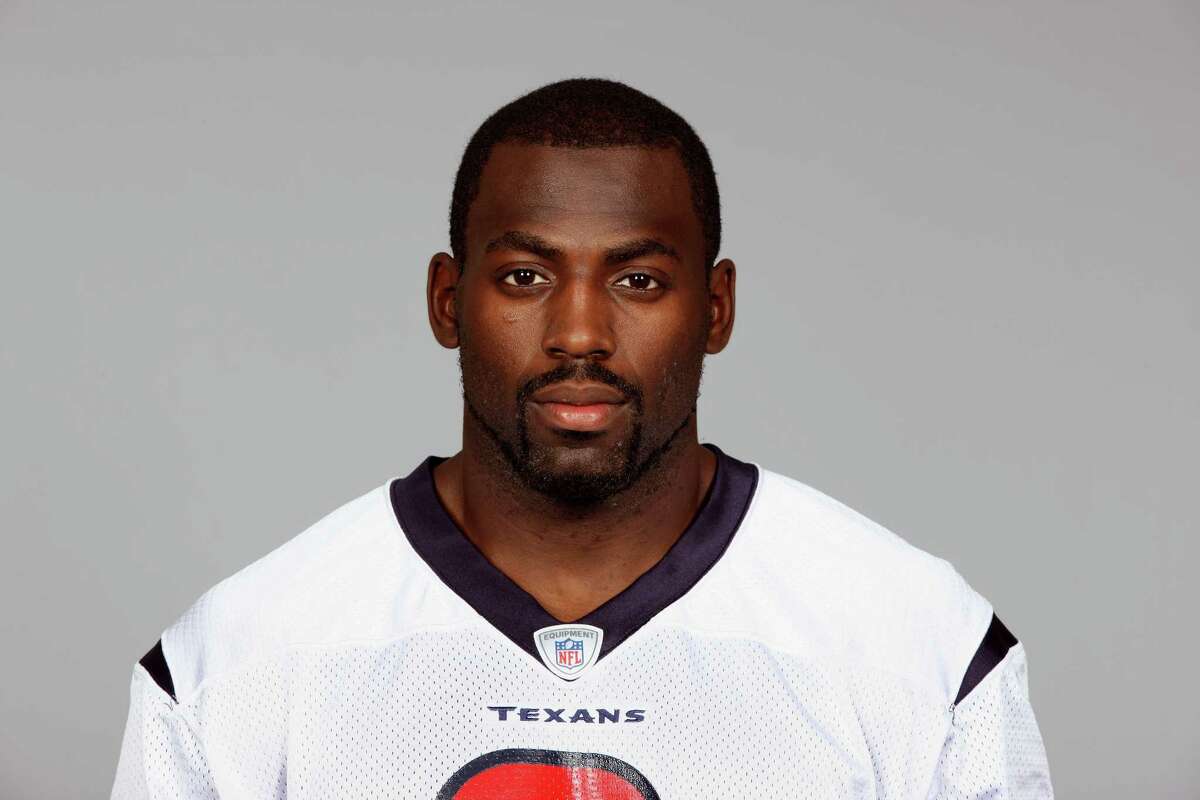 Texans linebacker Mercilus comfortable in starting role